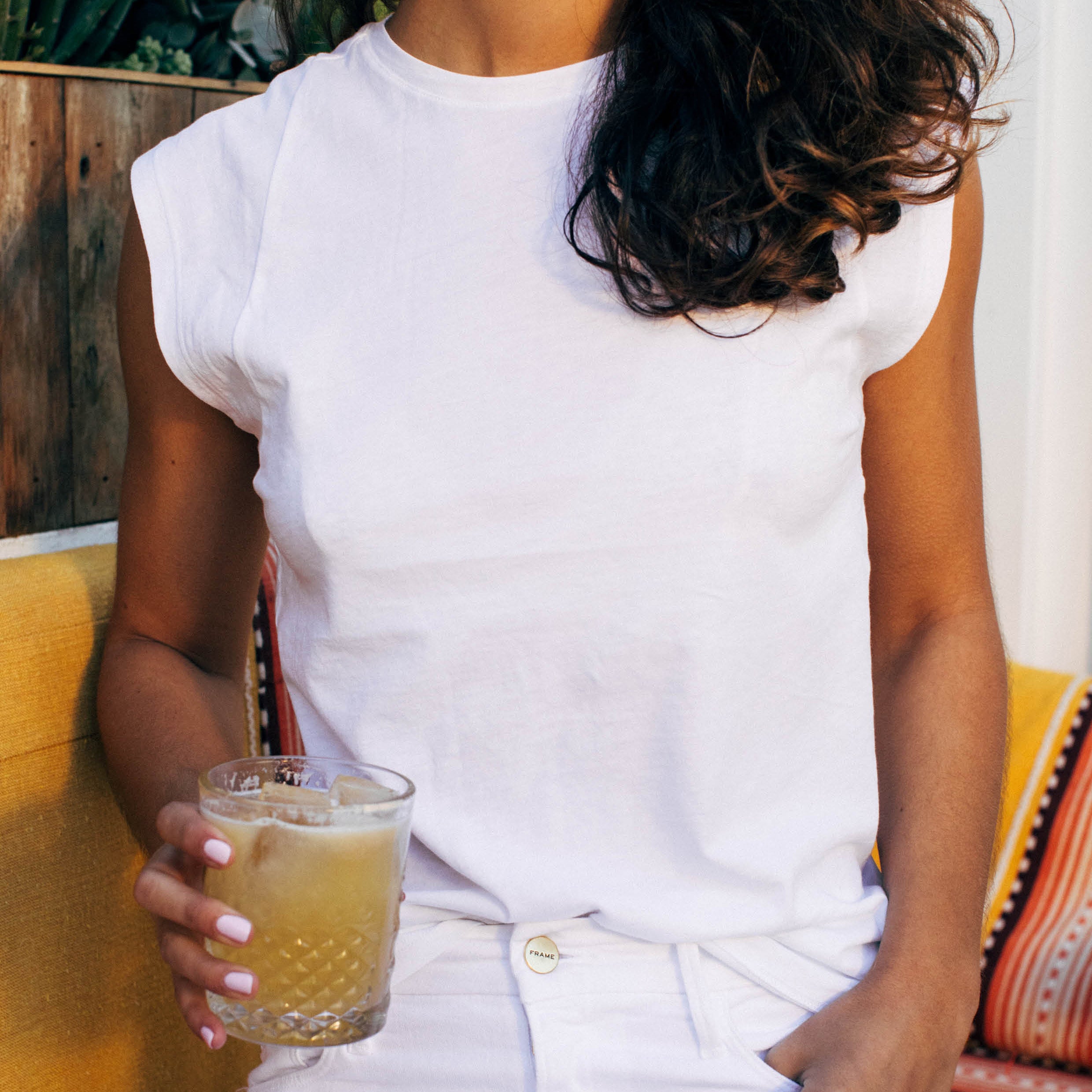 Tees For Your Jeans:The Perfect Match – FRAME